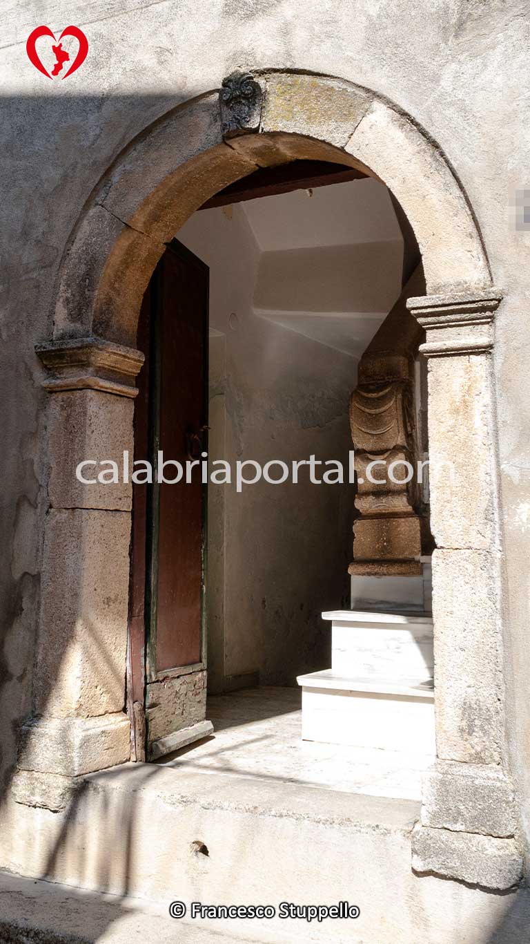 Calvisi (Calabria): cosa vedere e fare