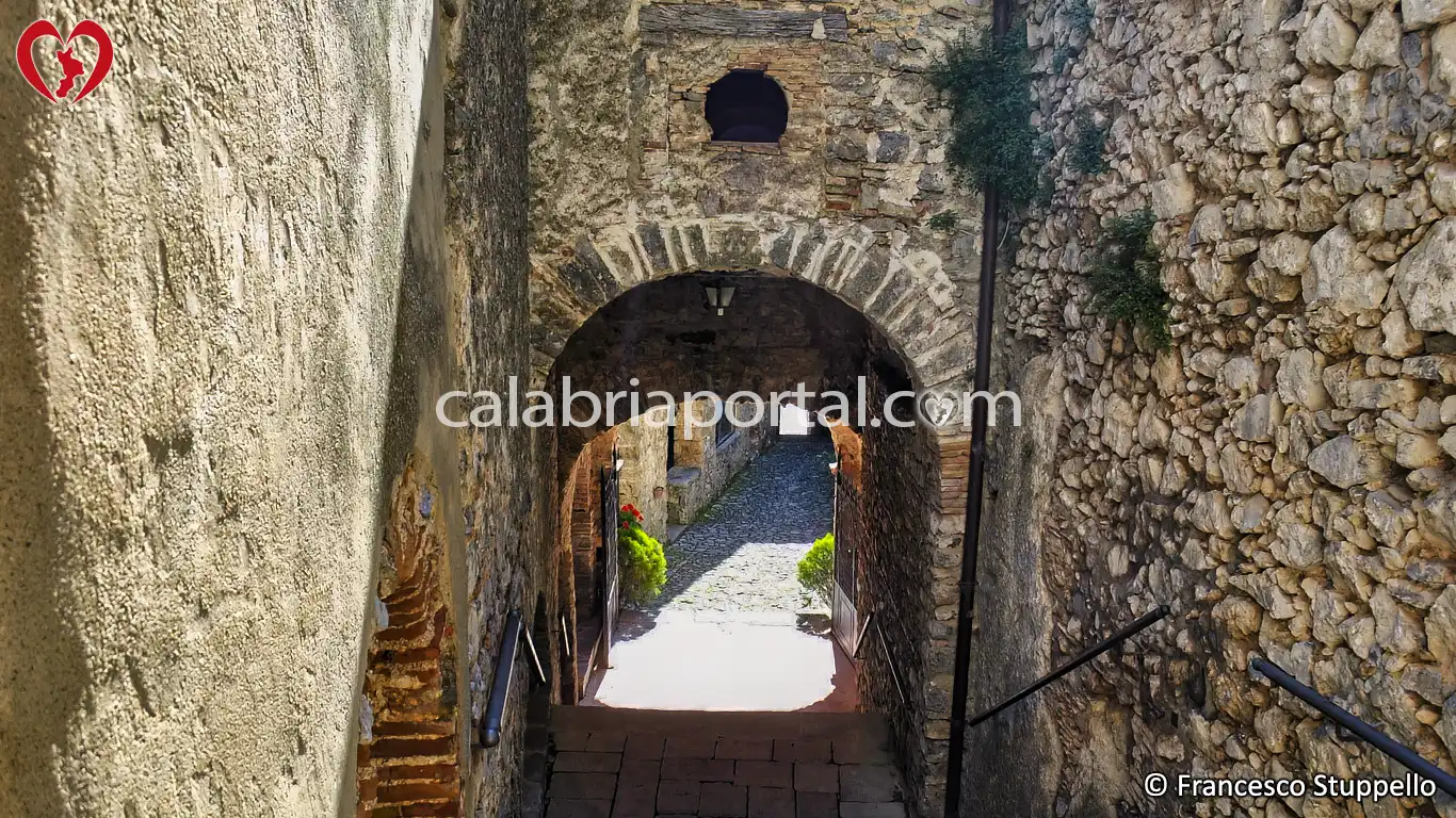 Santuario di Santa Maria delle Armi a Cerchiara di Calabria