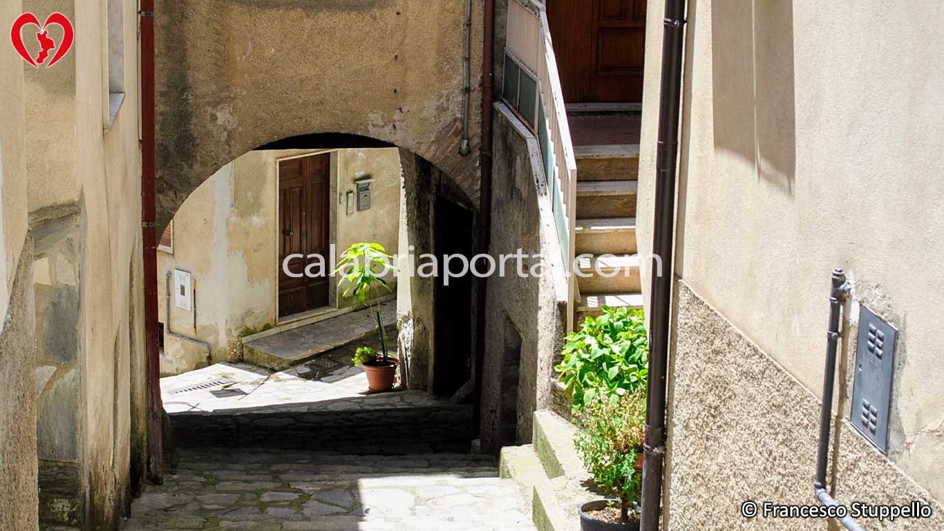 Corte di Aprigliano (Calabria): cosa vedere e fare