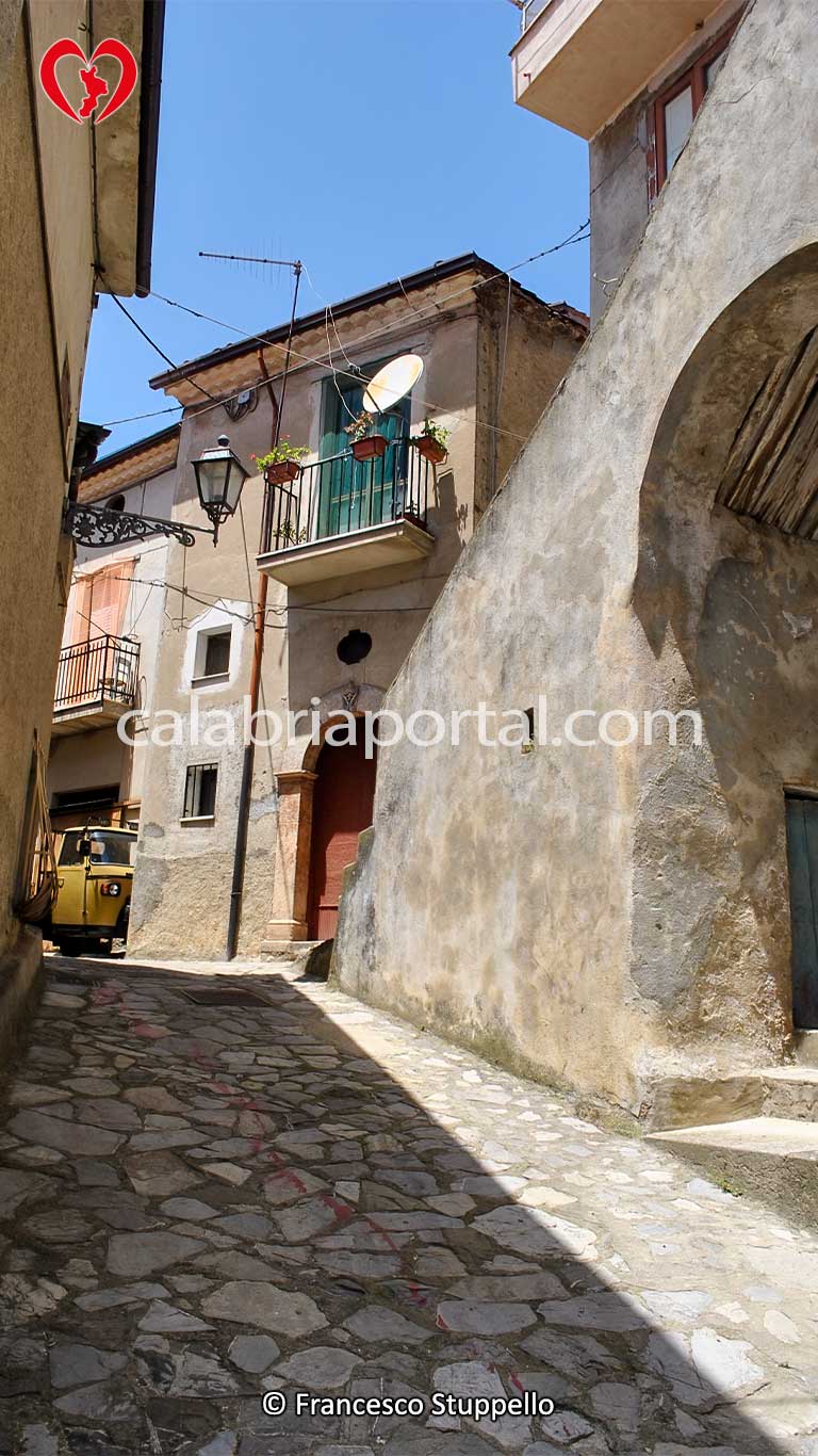 Corte di Aprigliano (Calabria): cosa vedere e fare