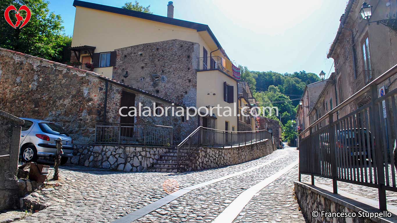 Mangone (Calabria): cosa vedere e fare