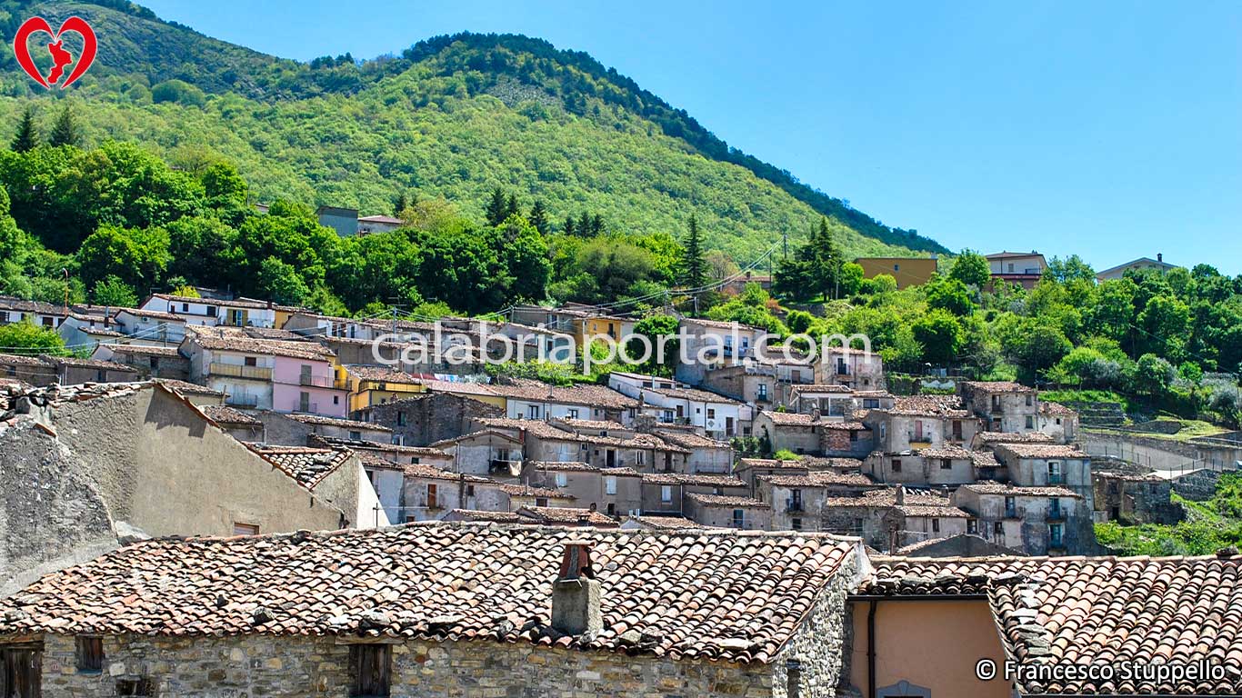 San Lorenzo Bellizzi (Calabria): cosa vedere, fare, turismo