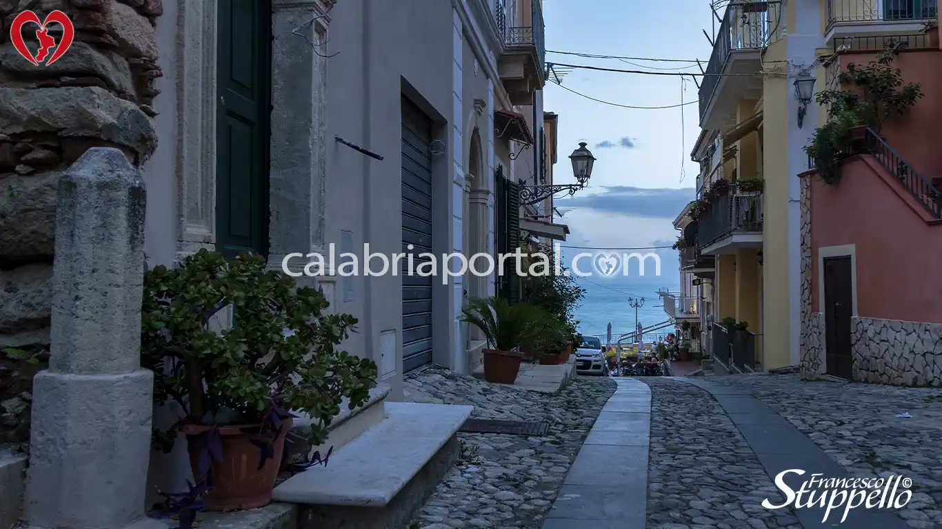 Centro Storico di San Lucido: scorci e vicoli caratteristici