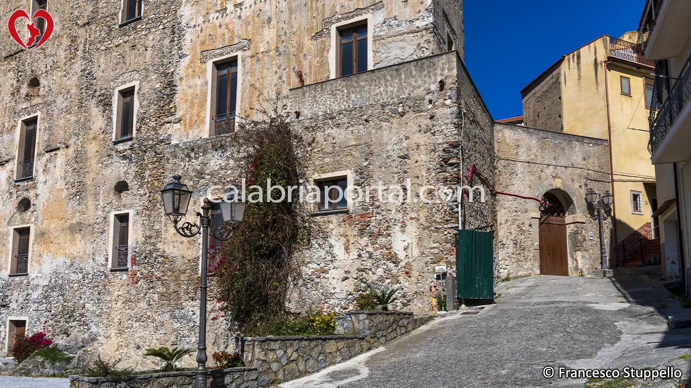 Palazzo Storico dei Principi Spinelli a Scalea