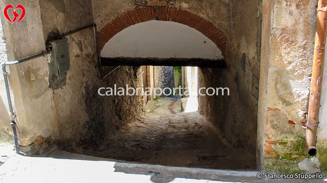 Vico di Aprigliano (Calabria): cosa vedere e fare