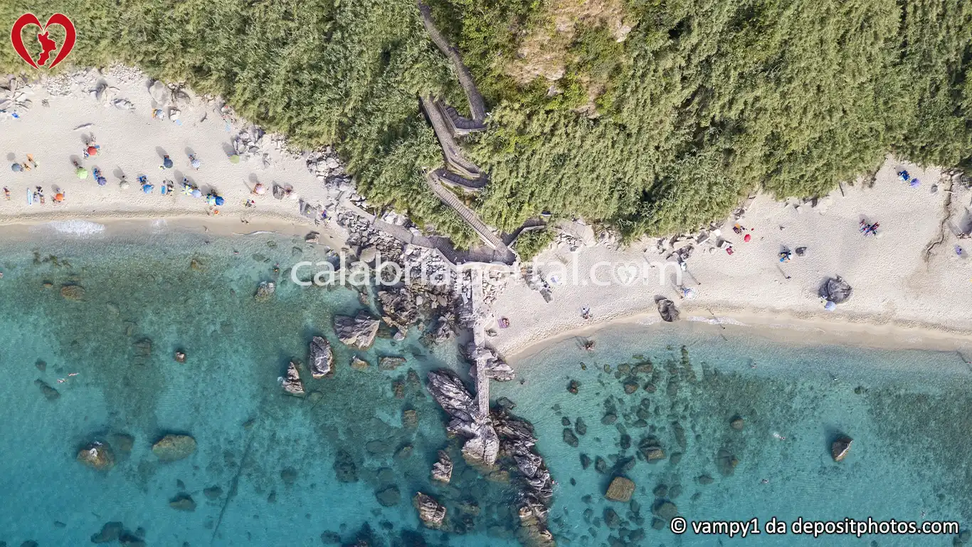 Spiaggia di Michelino a Parghelia: mare e turismo
