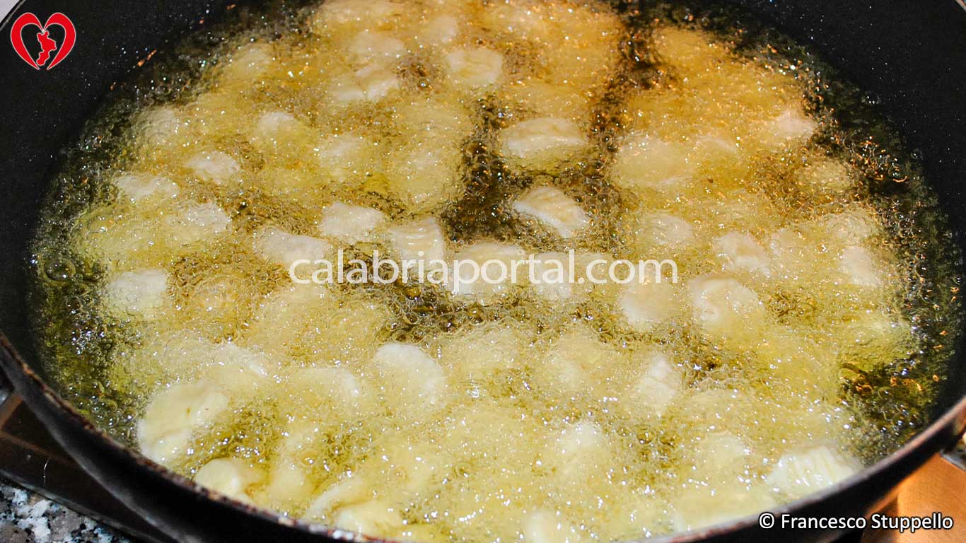 Turdilli Calabresi al Miele di Fichi: la ricetta originale