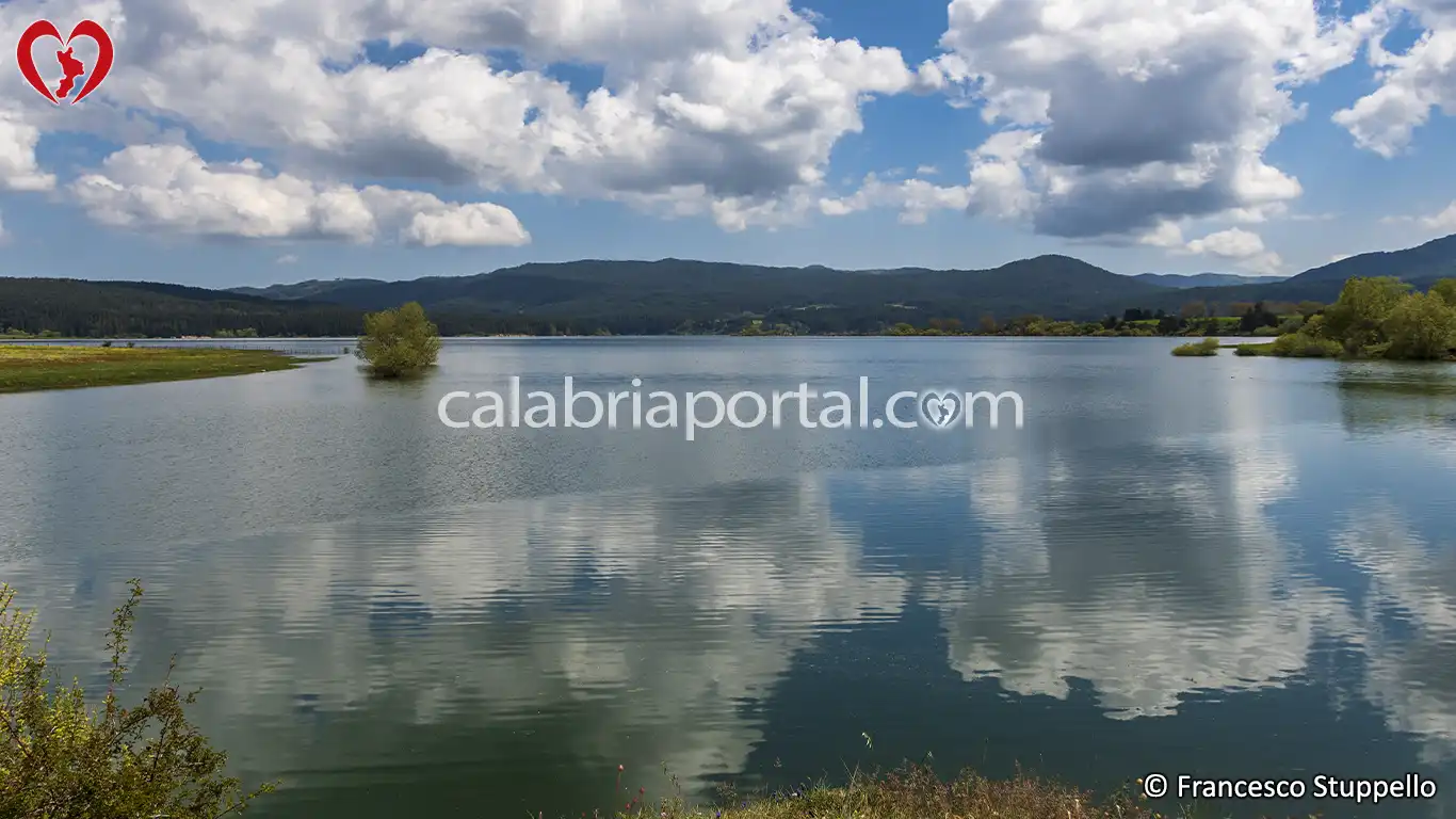 Scopri i venti Fiumi più lunghi della Calabria