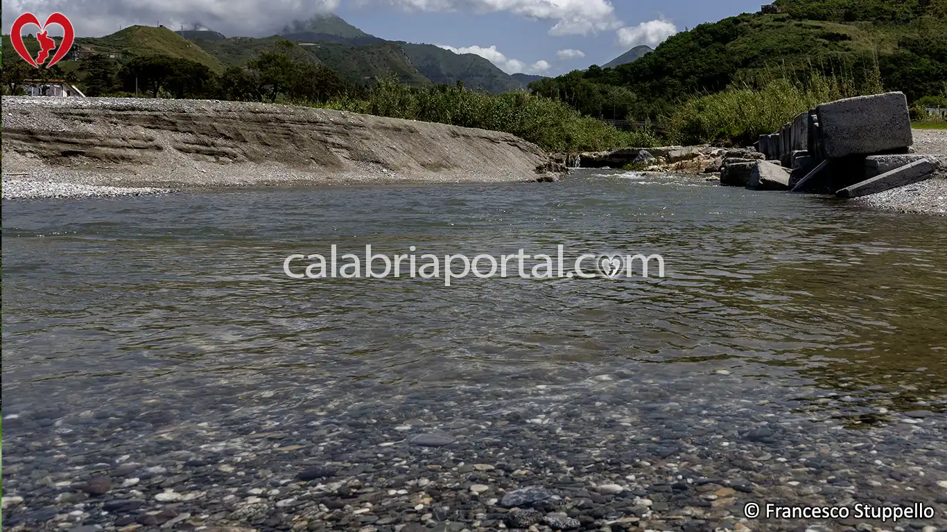 Torrente Sangineto (Calabria): natura e sentieri da sogno