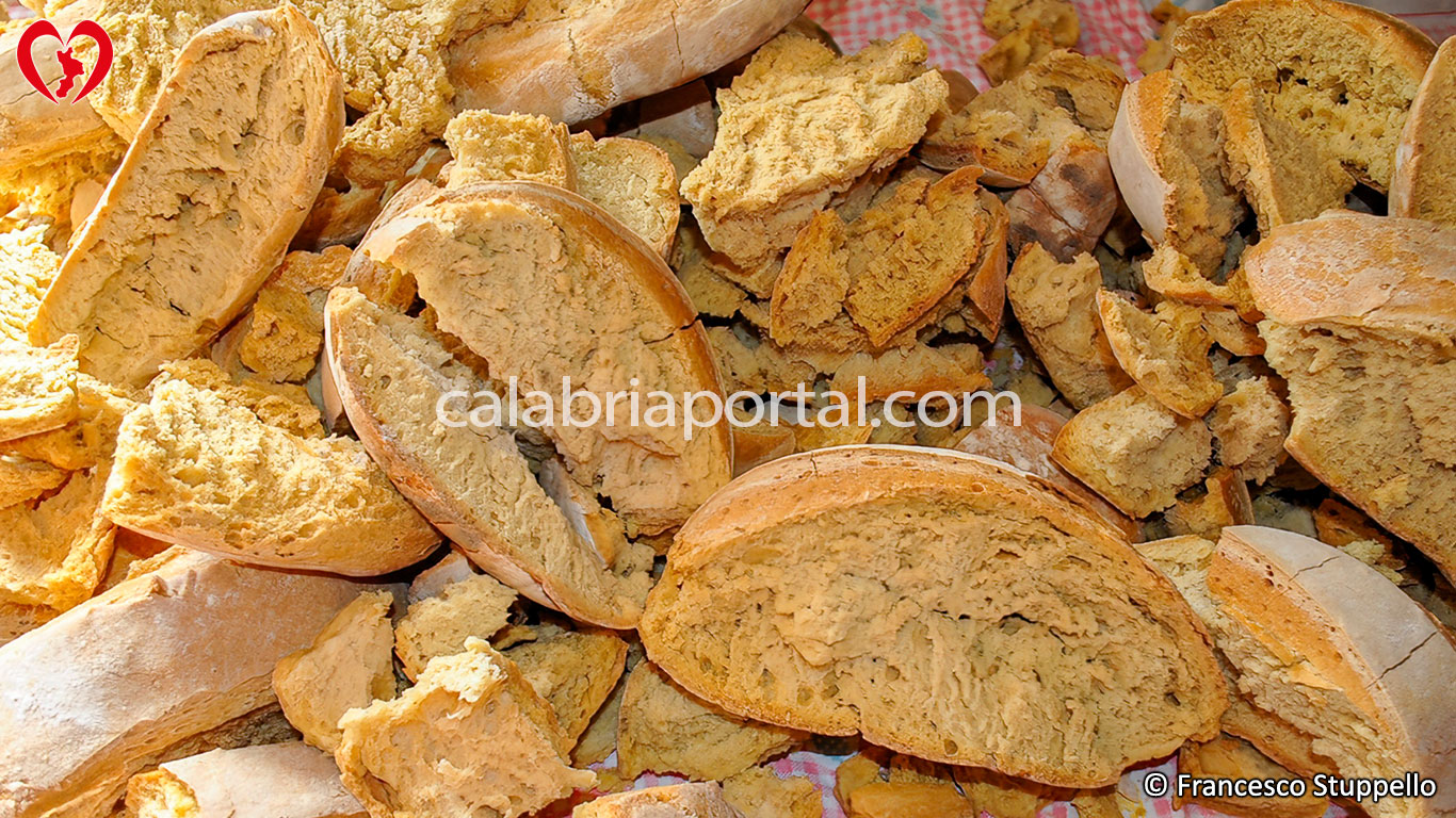 Pane Duro Calabrese: antico prodotto tipico della Calabria