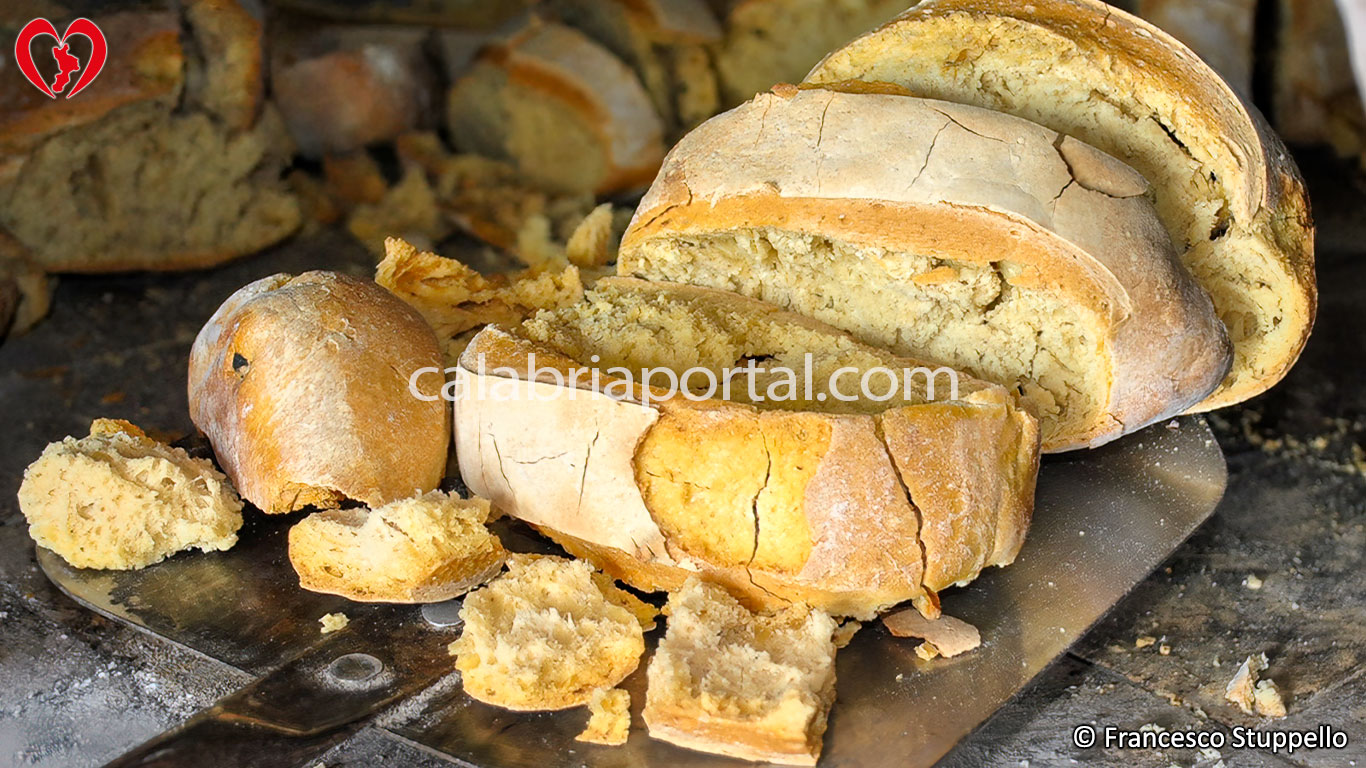 Pane Duro Calabrese: antico prodotto tipico della Calabria