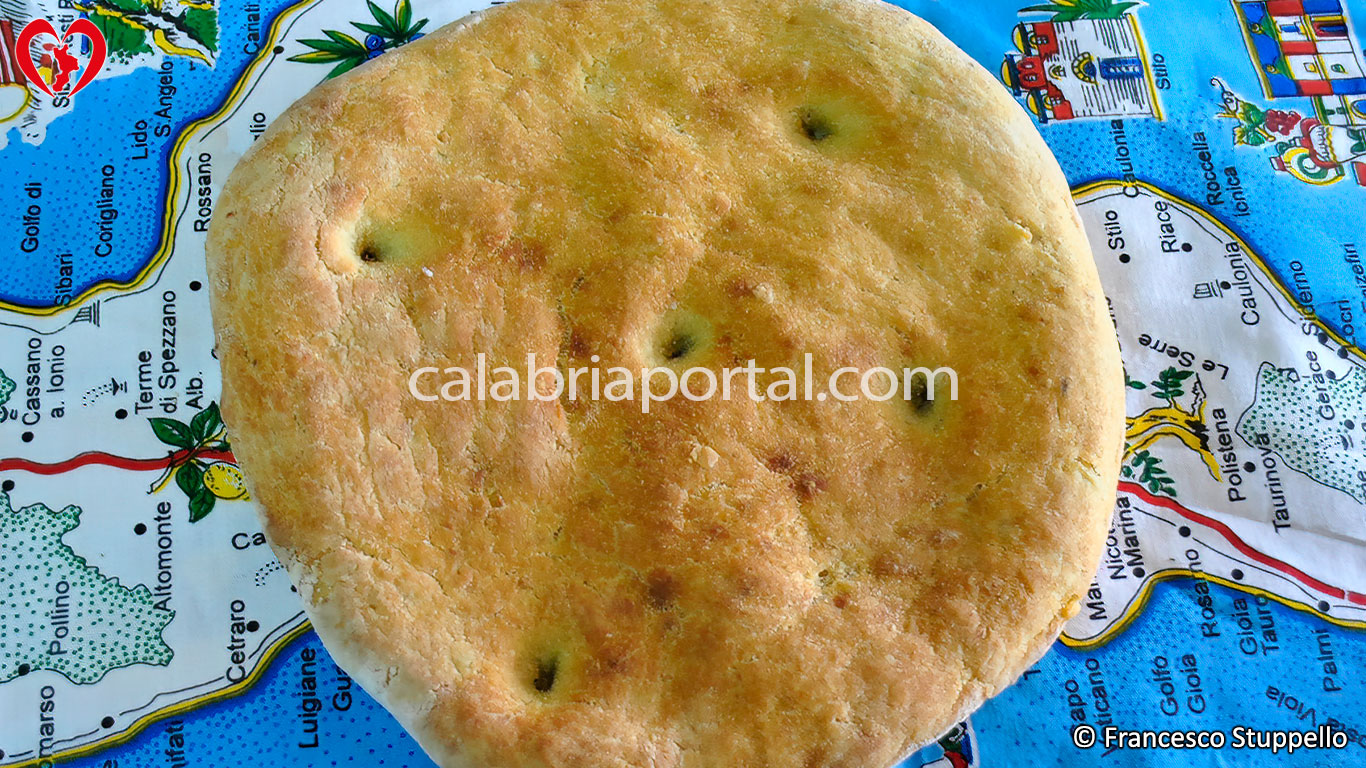 Pitta Calabrese di Patate: focaccia tipica della Calabria